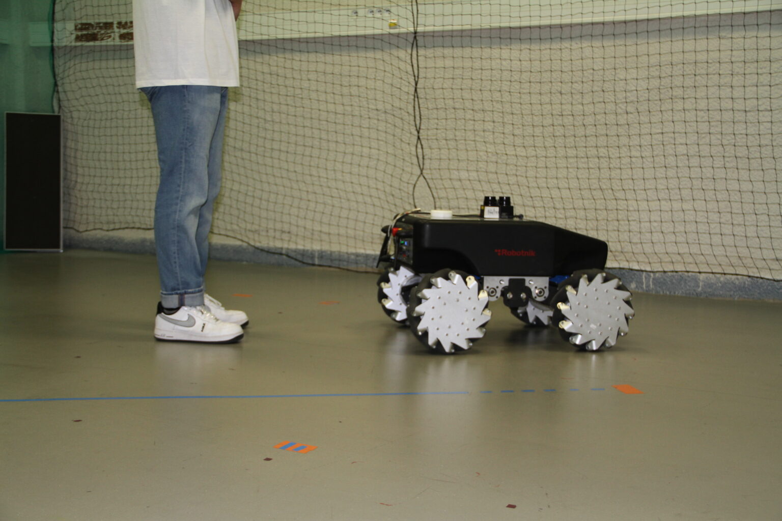 A FRONTAL HUMAN FOLLOWING TECHNOLOGY FOR MOBILE ROBOTS | ISIR ...