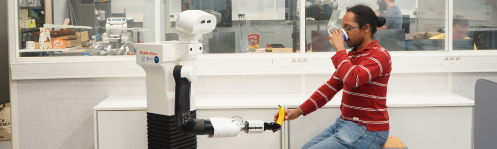 Robotic Learning for Mobile Manipulation and Social Interaction | ISIR